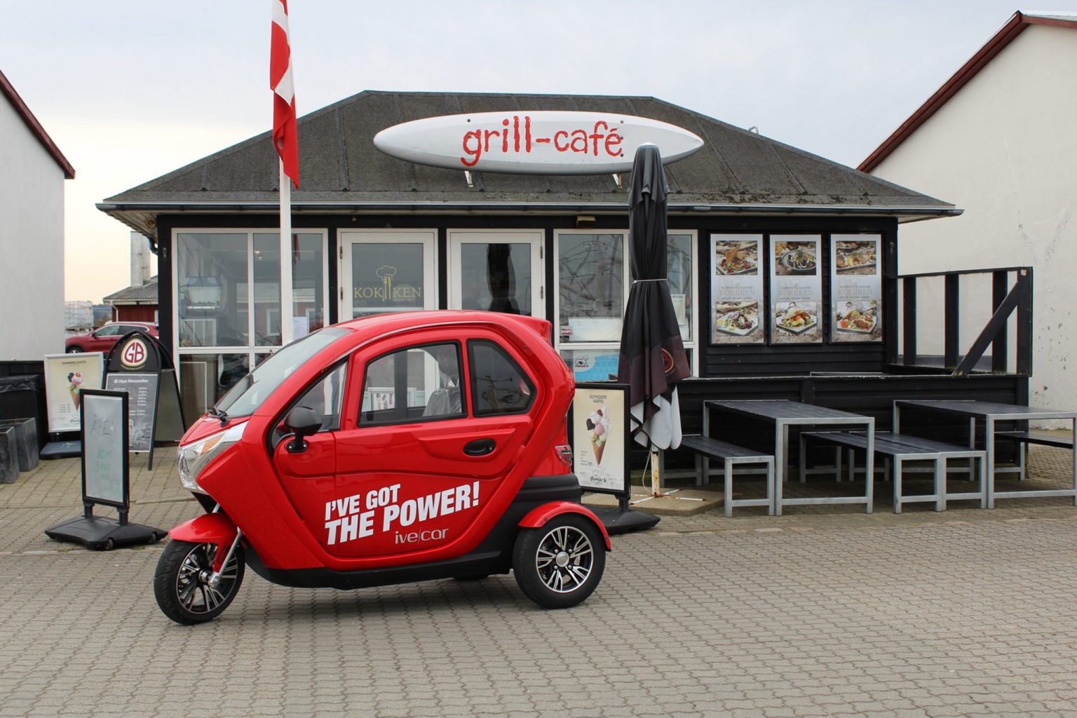 Ive-Car er en Elektrisk Luksus Kabinescooter ⇒ Bestil prøvetur